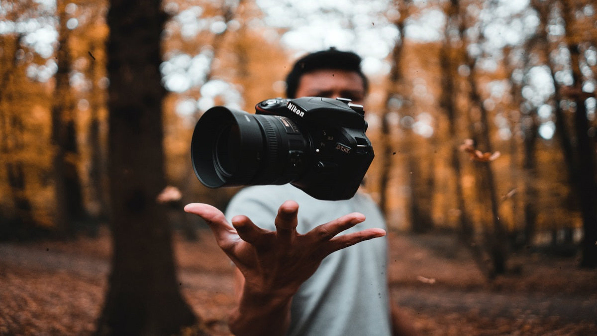 Camera Comparison: SLR vs Snapshots | Distritech